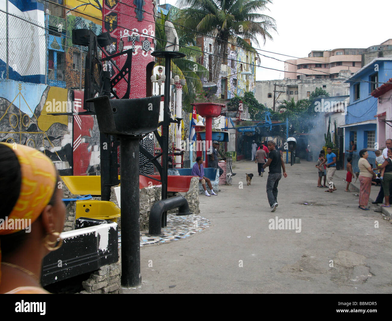 Cuban street life hi-res stock photography and images - Alamy