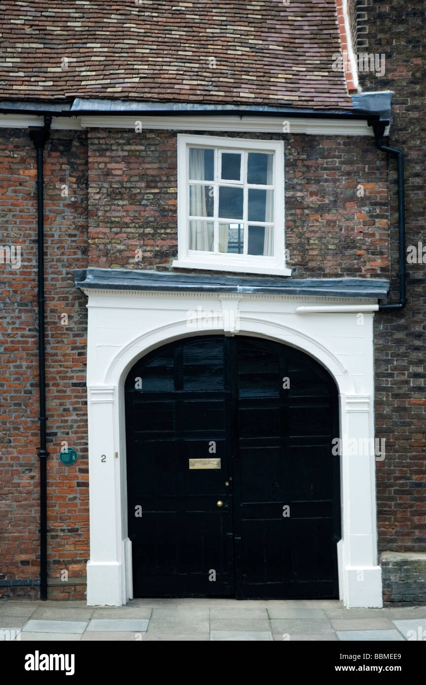 Old crooked building on Saturday Market Place, King's Lynn, Norfolk ...