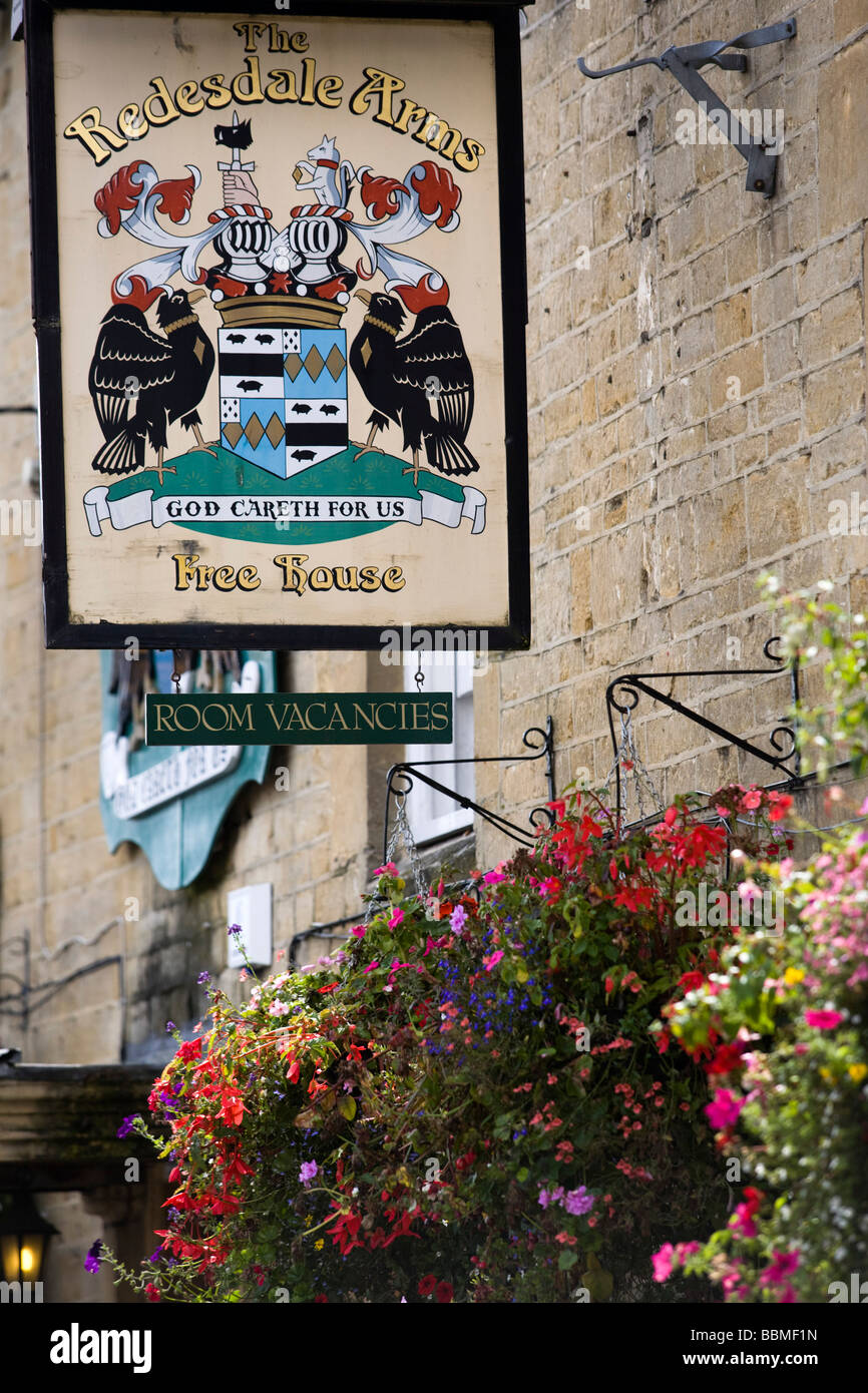 Redesdale Arms, Moreton-in-Marsh, Gloucestershire, UK Stock Photo - Alamy