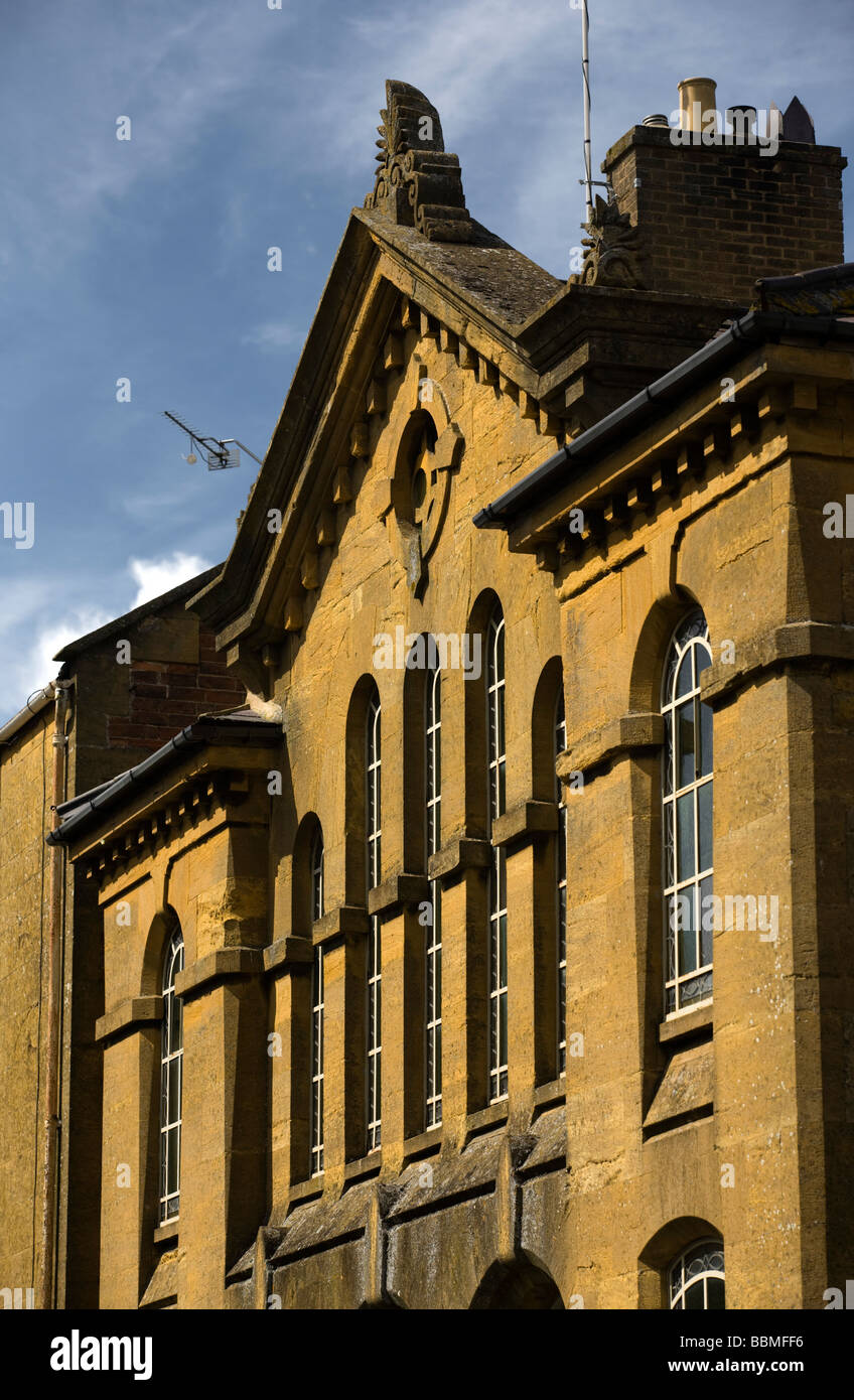 Moreton in marsh town centre cotswold hi-res stock photography and ...