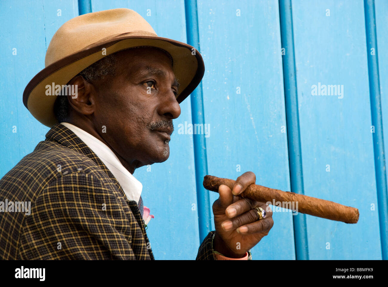 Cuba, Havana. Cuban man, Plaza de la Catedral, Havana Stock Photo - Alamy