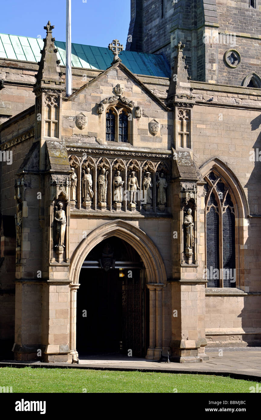 Arched porch hi-res stock photography and images - Alamy