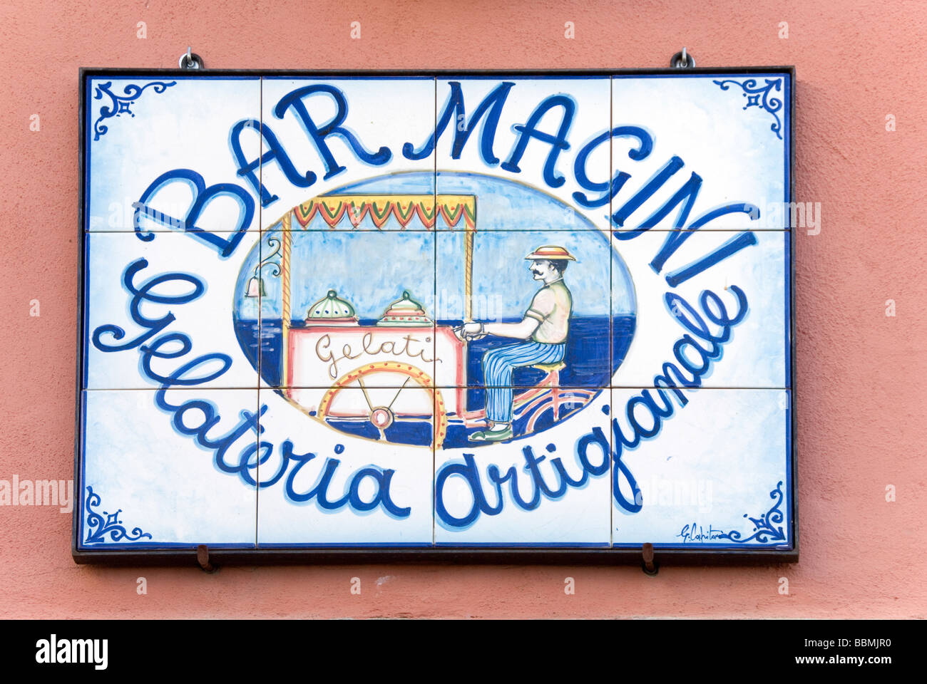 Ice cream signage hi-res stock photography and images - Alamy