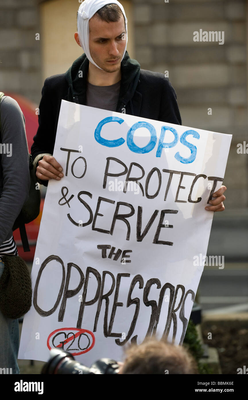 Police banner hi-res stock photography and images - Alamy