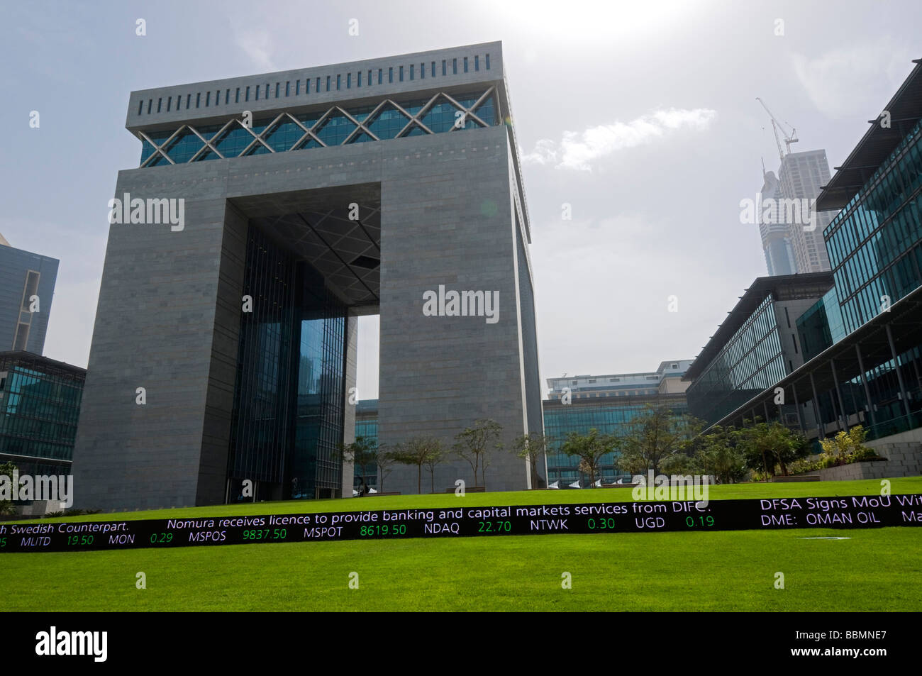 Gate building dubai hi-res stock photography and images - Alamy