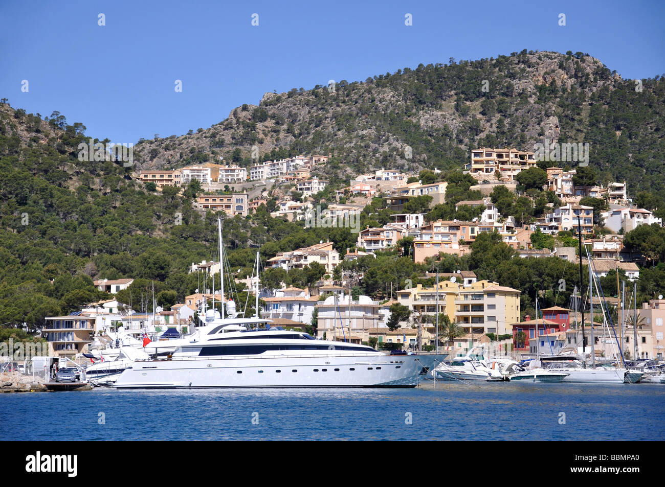 Exclusive kingdom of mallorca hi-res stock photography and images - Alamy