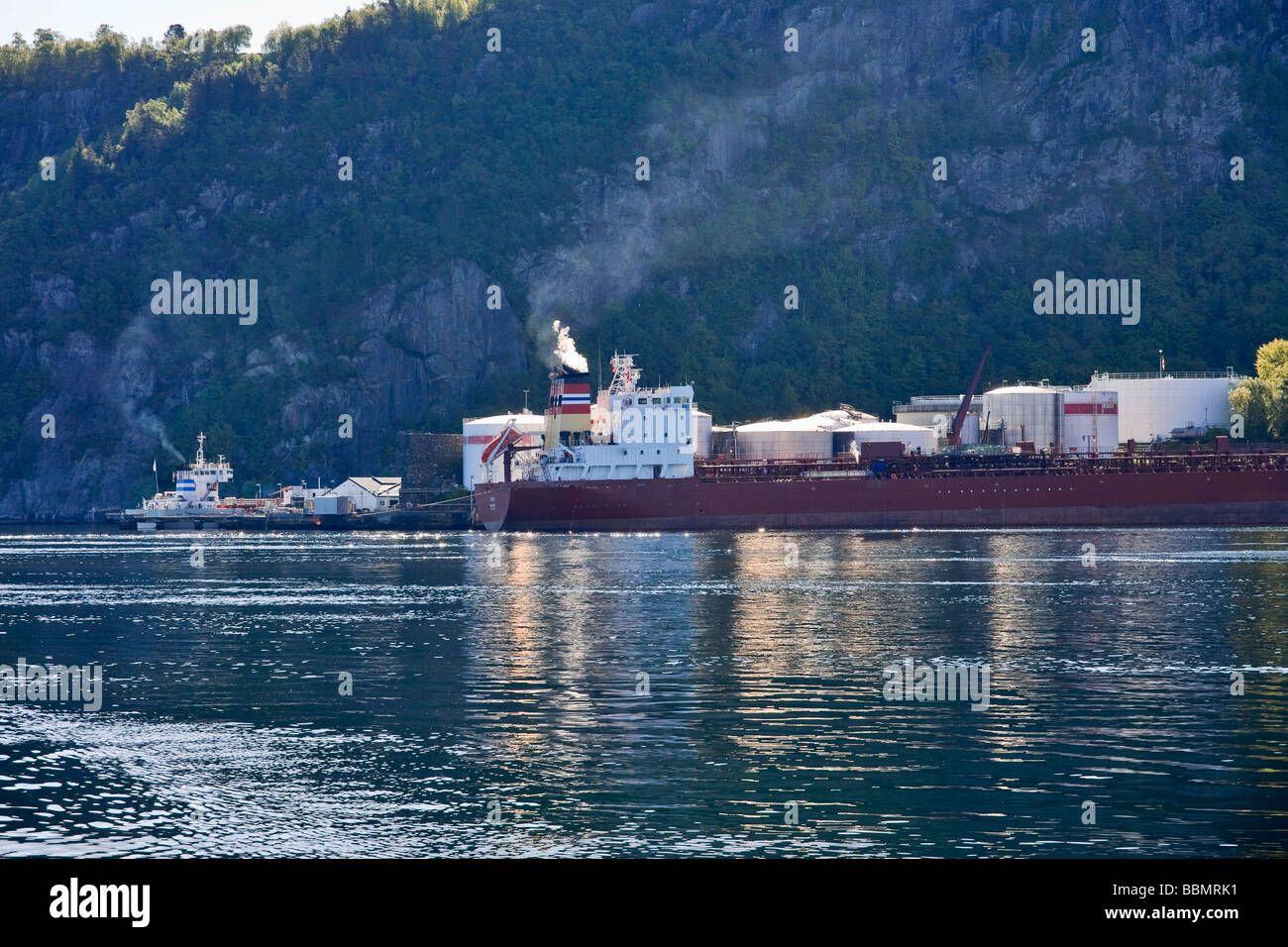 Oil tanker at harbour Stock Photo - Alamy
