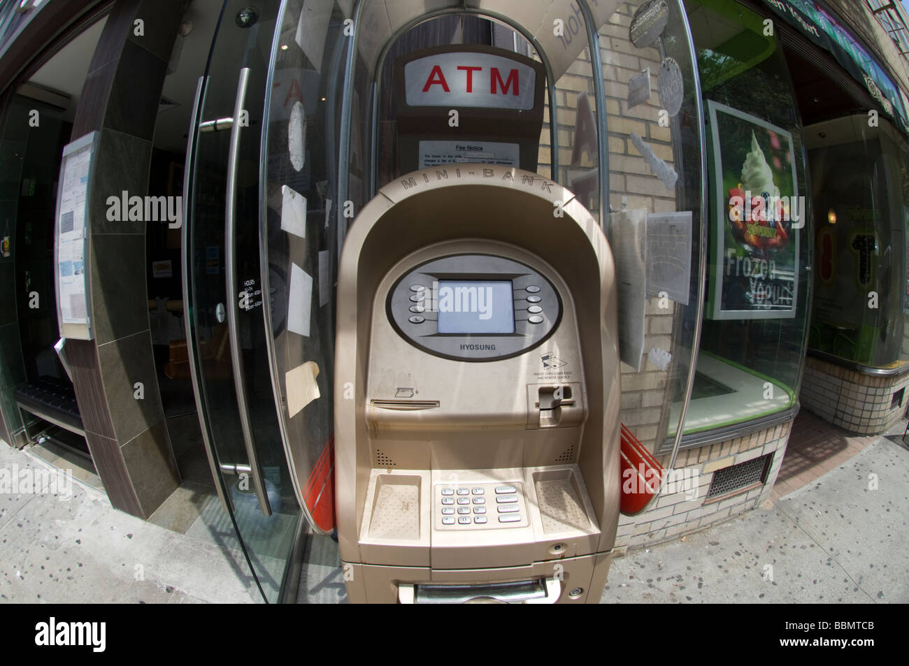 A privately owned ATM machine in the Chelsea neighborhood of New York ...