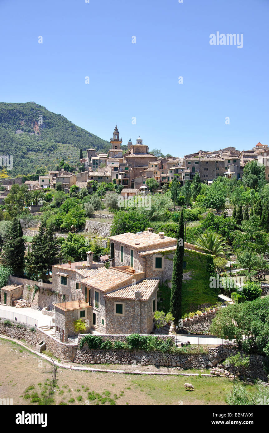 Villages de majorque hi-res stock photography and images - Alamy