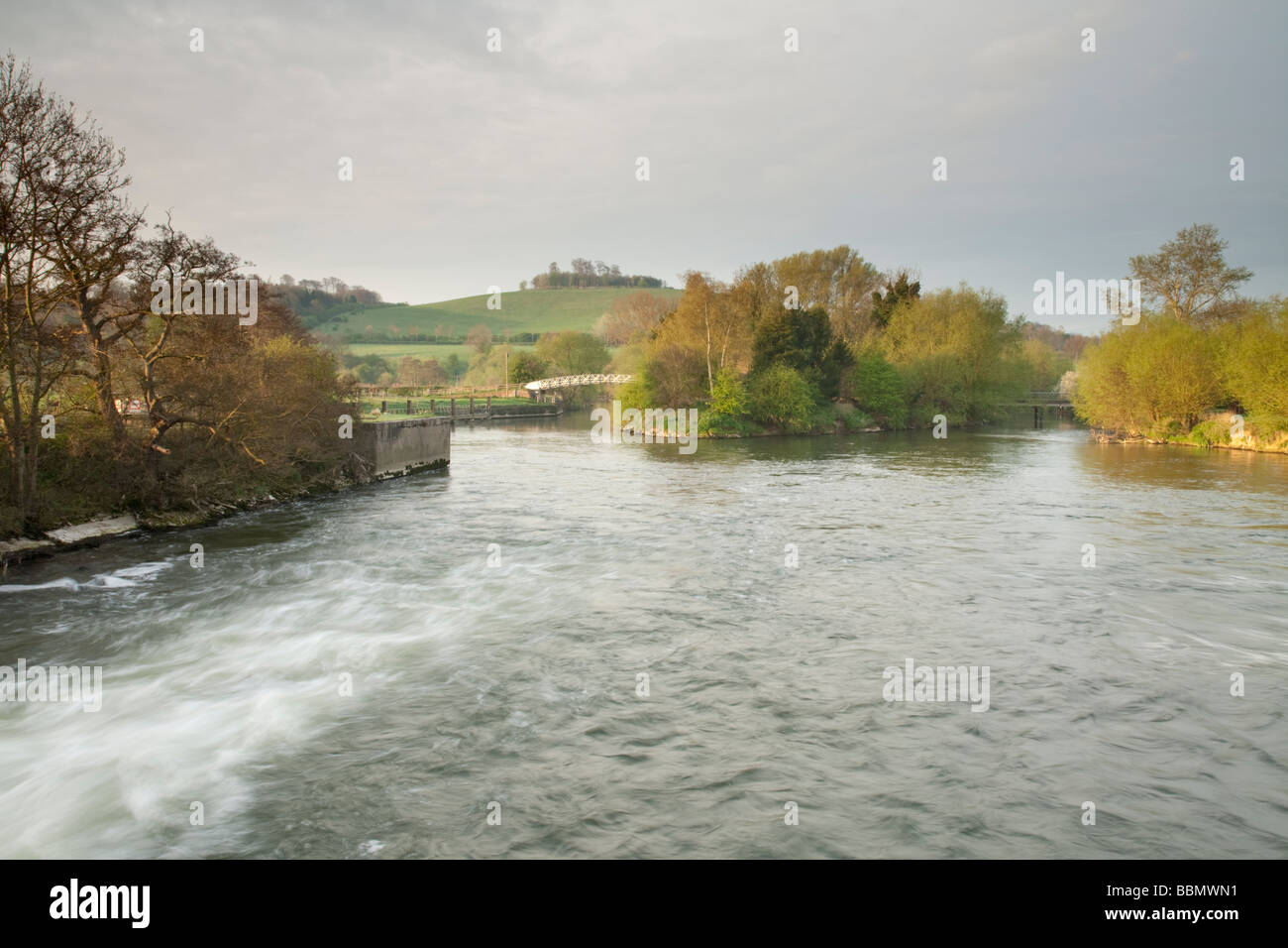 View from Day's Lock and weir on the River Thames towards Wittenham ...