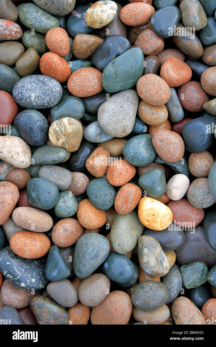 Colourfull Pebble Patterns on a beach Stock Photo - Alamy