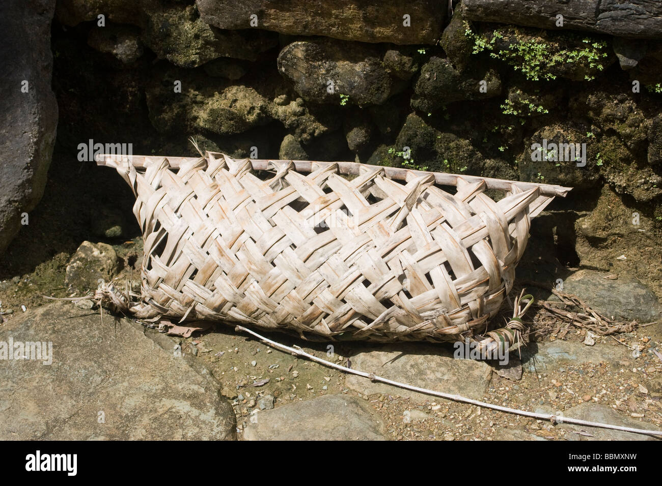 Tradiotional woven bag on Yap, Micronesia Stock Photo - Alamy