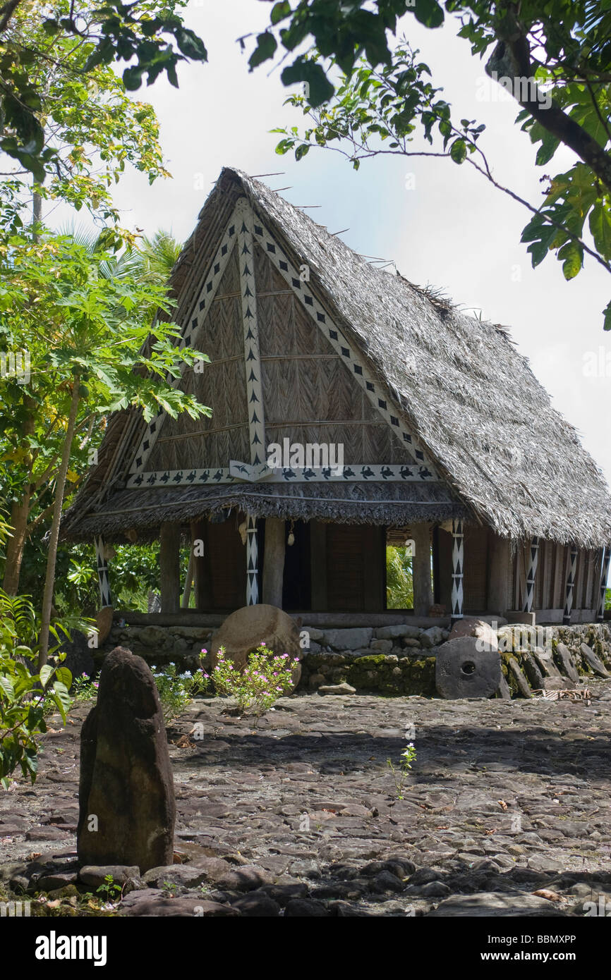 Micronesia man hi-res stock photography and images - Alamy
