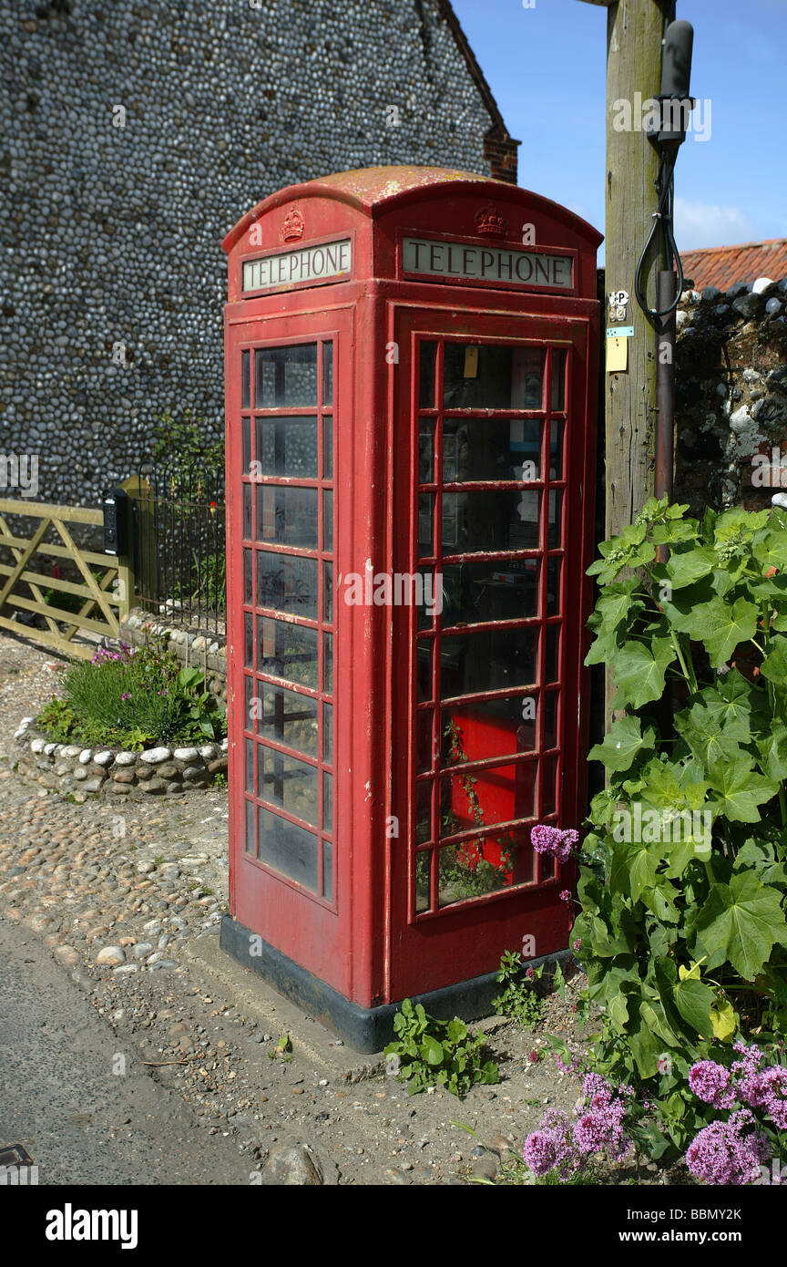 A Traditional Red Telephone Box in England Stock Photo - Alamy