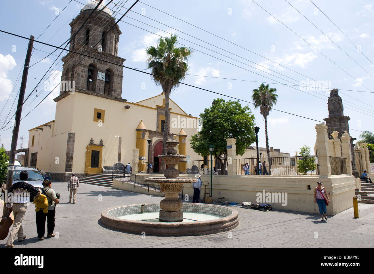 Mexico handicrafts crafts hi-res stock photography and images - Alamy