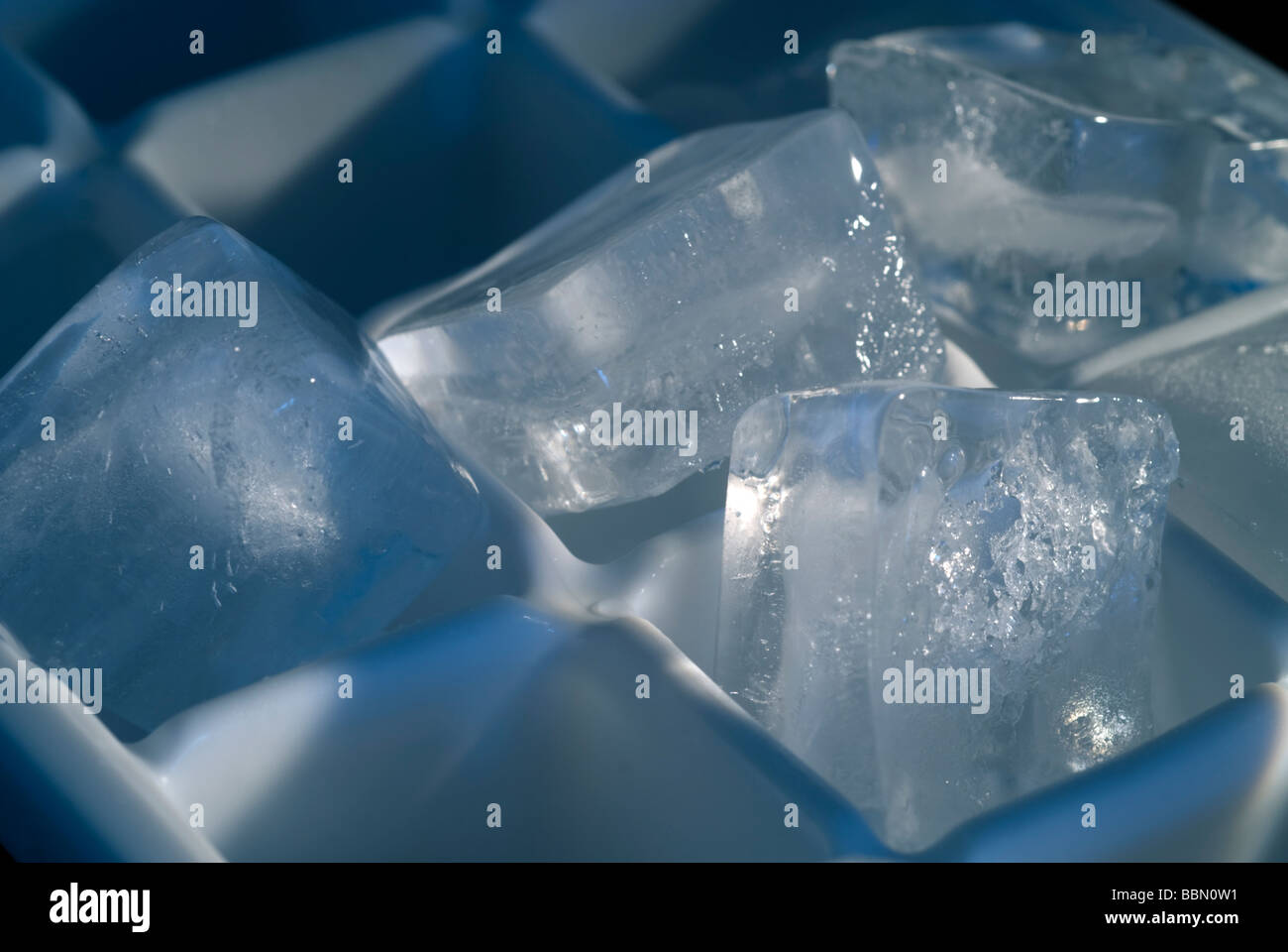 Ice cubes freezer hi-res stock photography and images - Alamy