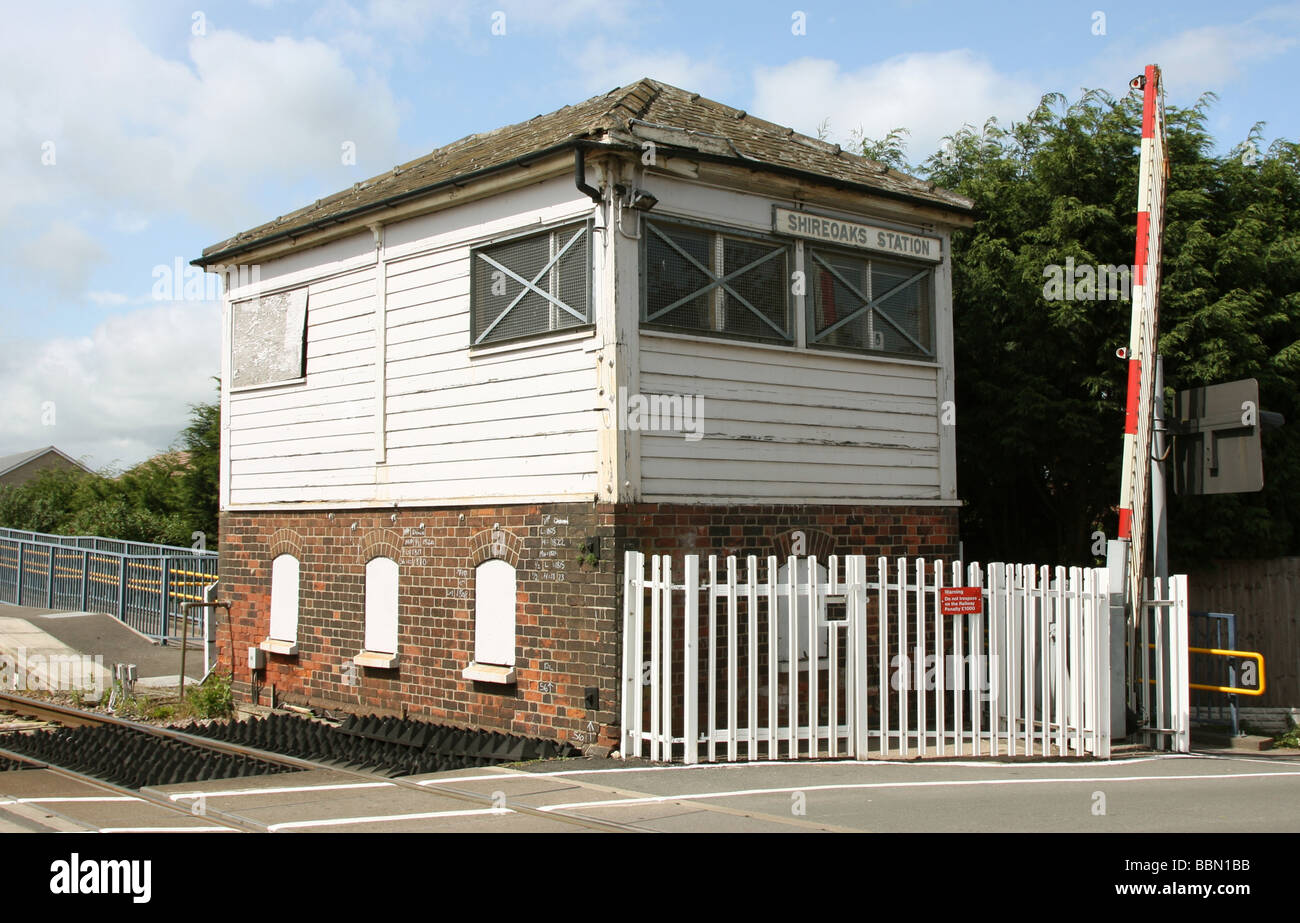 Worksop station hi-res stock photography and images - Alamy