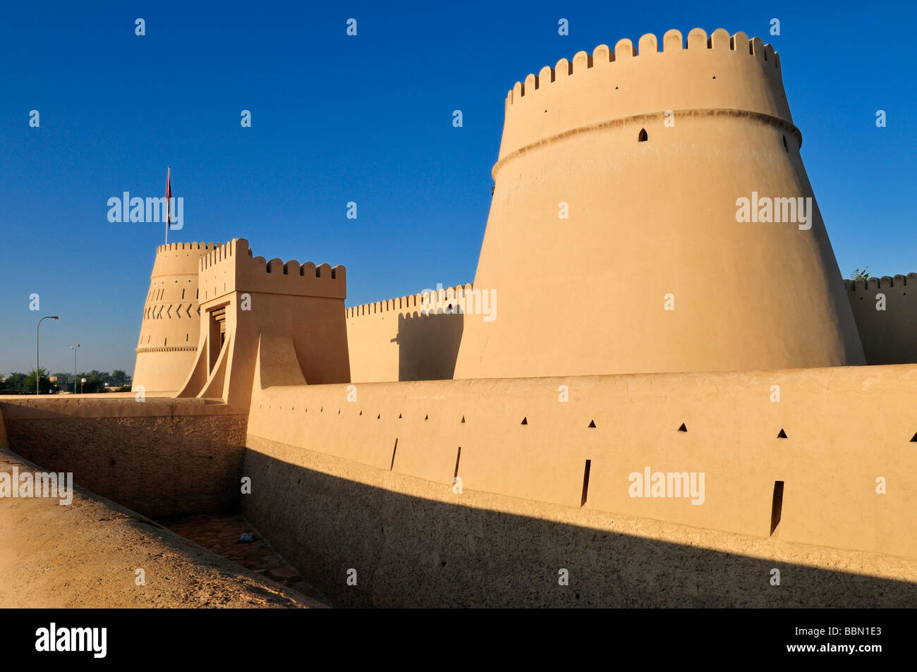Historic adobe fortification Al Khandaq Fort or Castle, Buraimi, Al ...