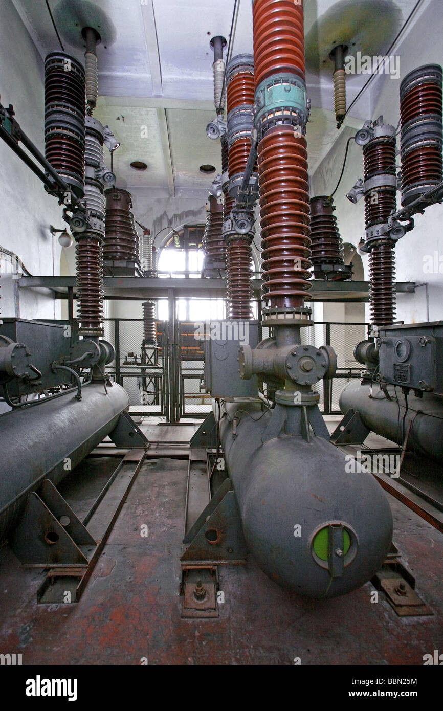 Electric power line substation Stock Photo - Alamy