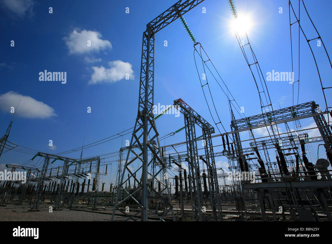 Electric power line substation Stock Photo - Alamy