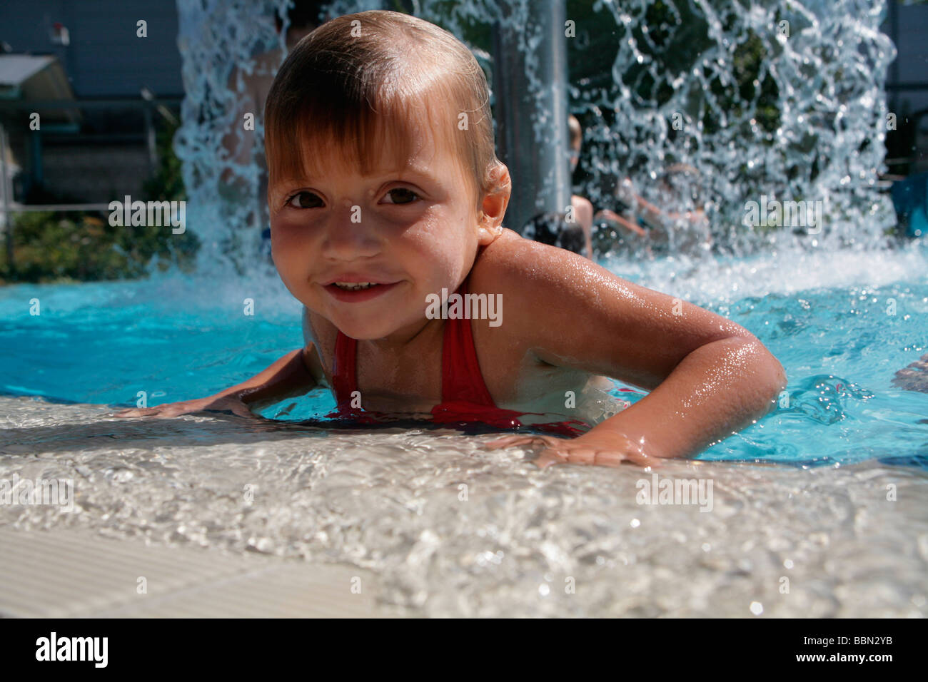 Kids pool edge hi-res stock photography and images - Alamy