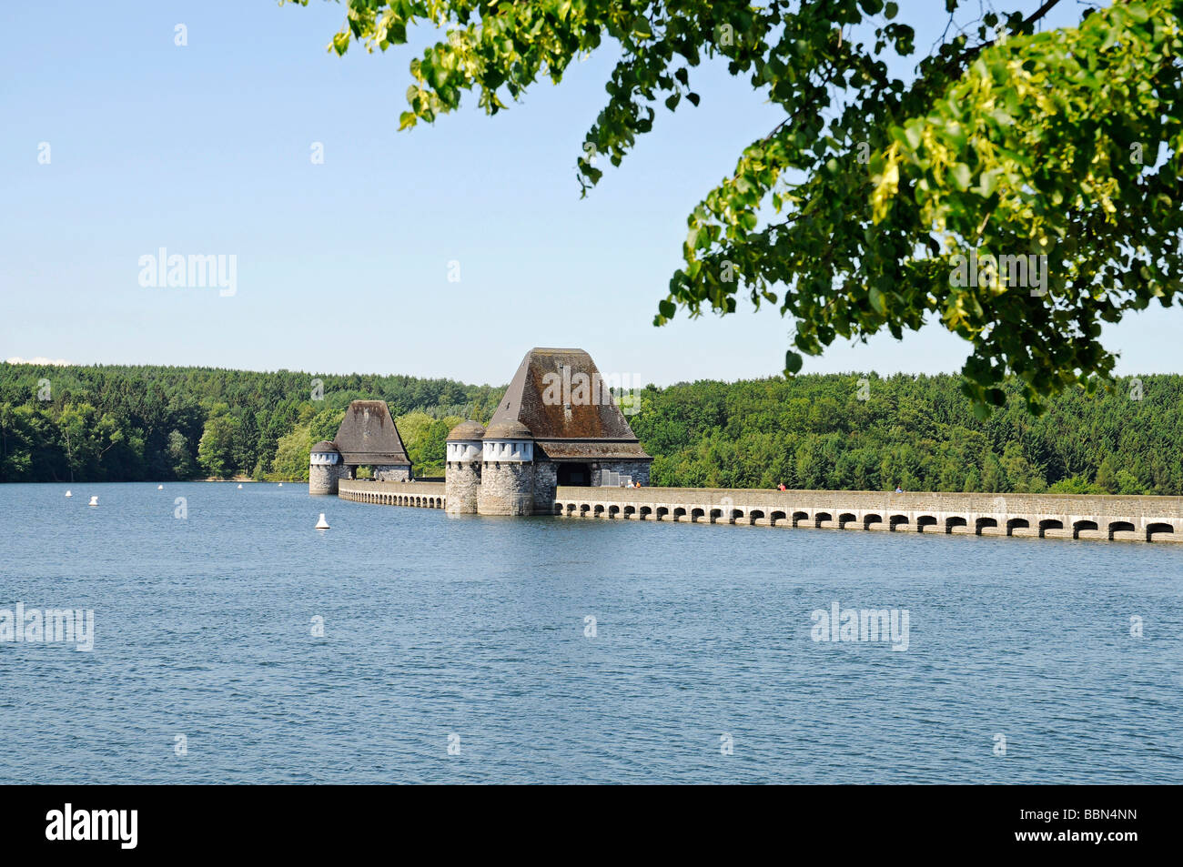 Staumauer mohnesee hi-res stock photography and images - Alamy