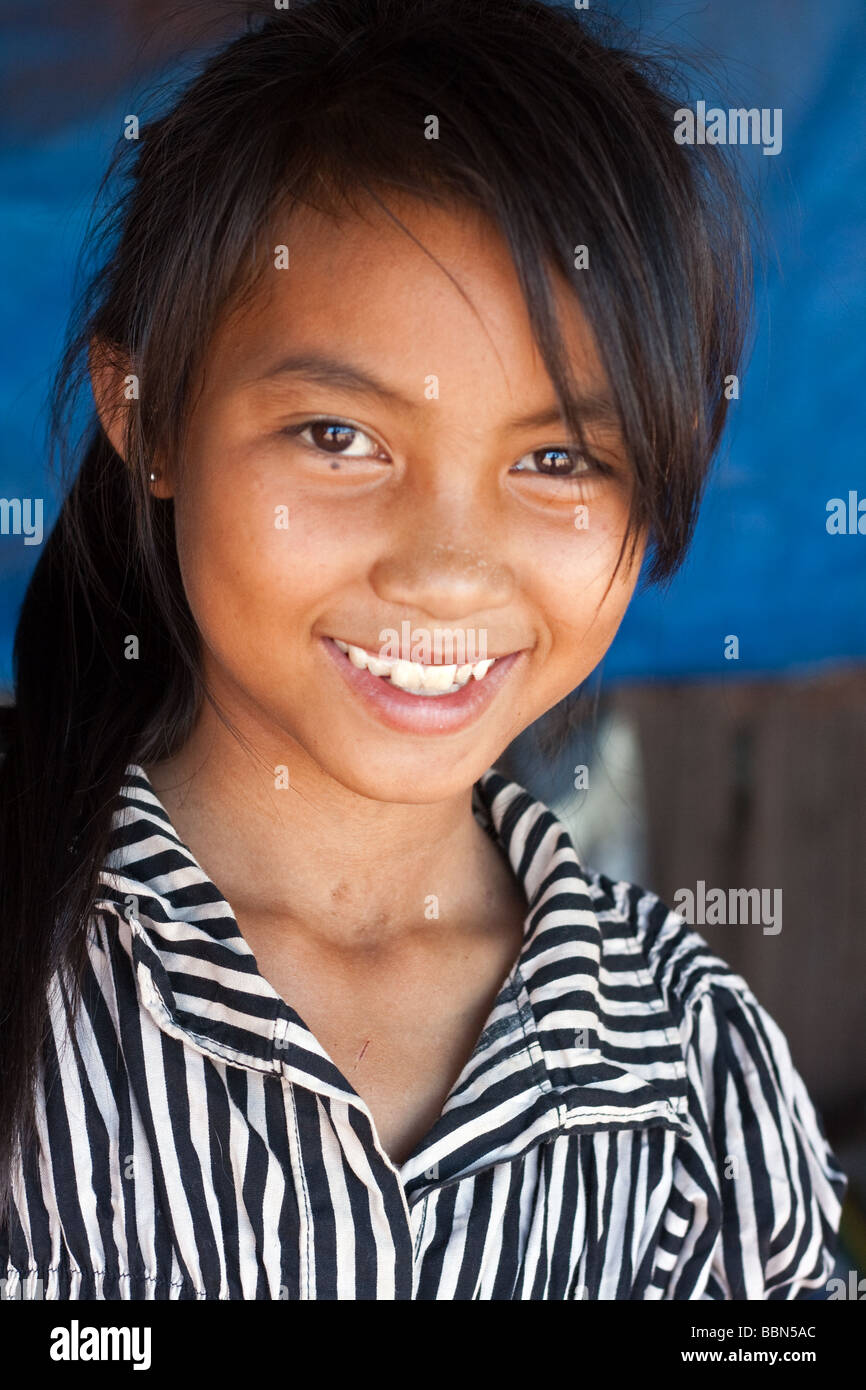 Laotian Girl Stock Photos & Laotian Girl Stock Images - Alamy