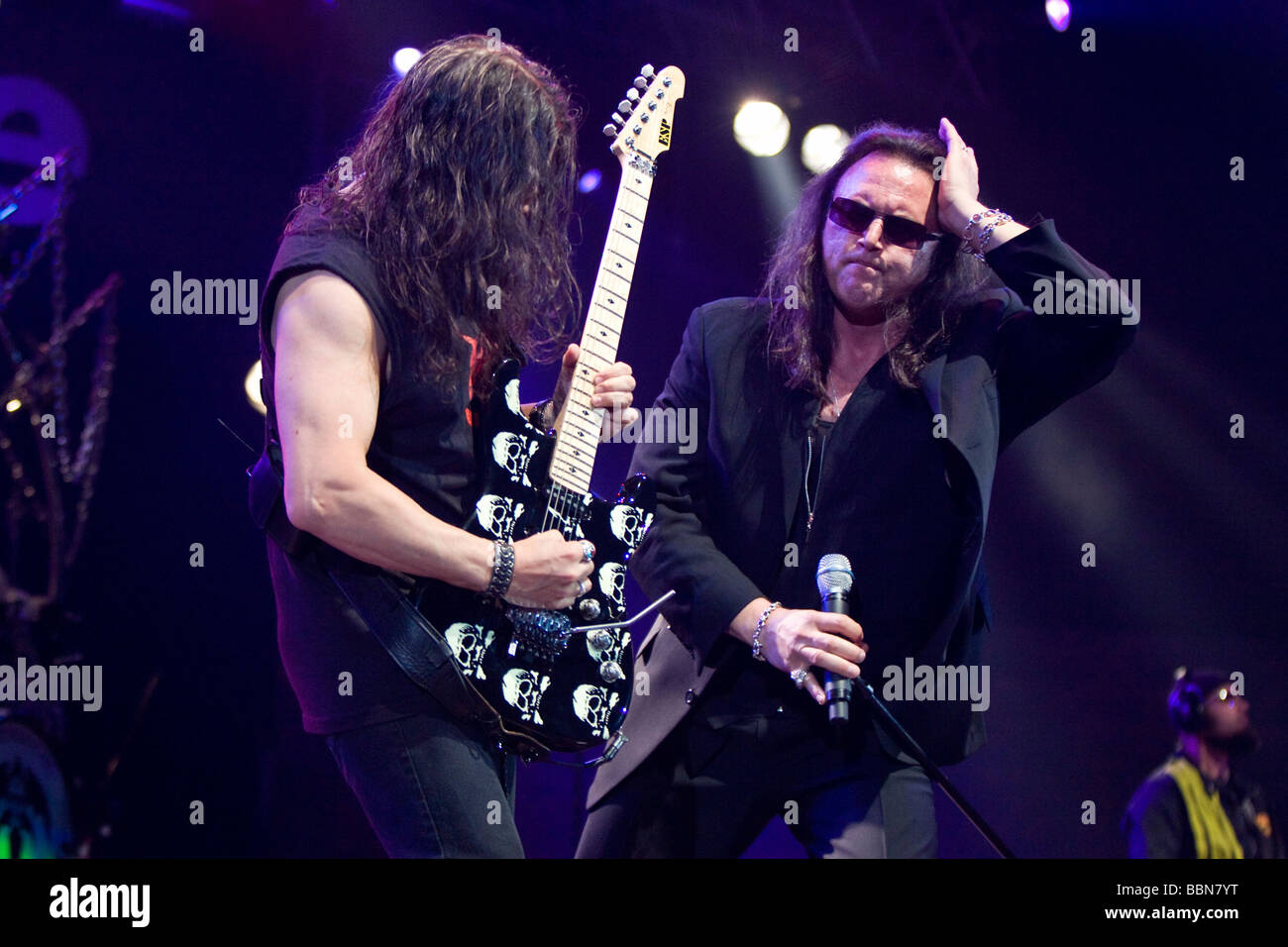 Progressive rock bands live in concert hi-res stock photography and ...