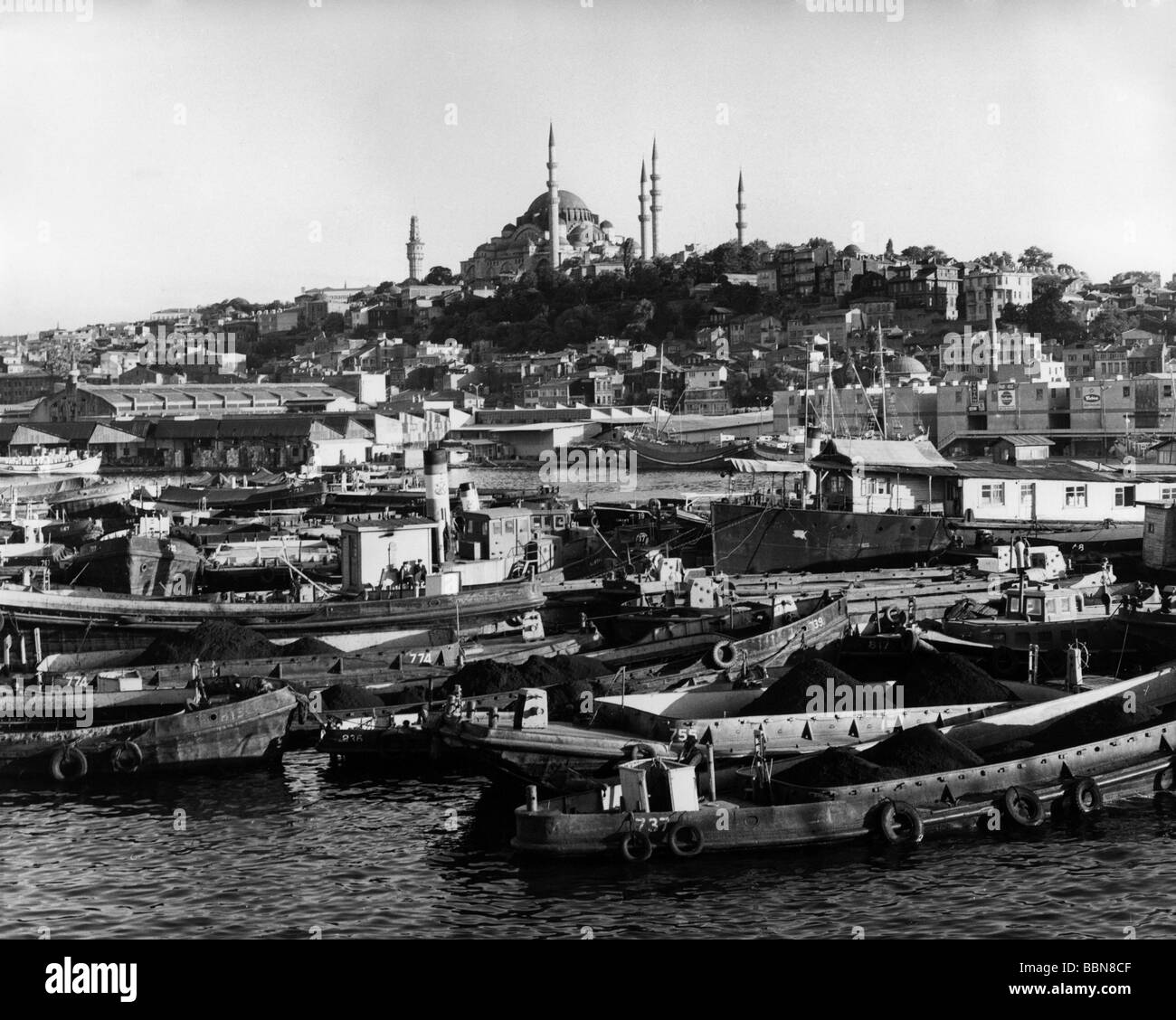 Golden horn turkey 60s hi-res stock photography and images - Alamy