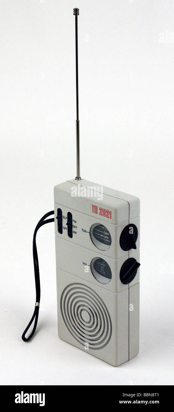 Transistor radio 1980s hi-res stock photography and images - Alamy