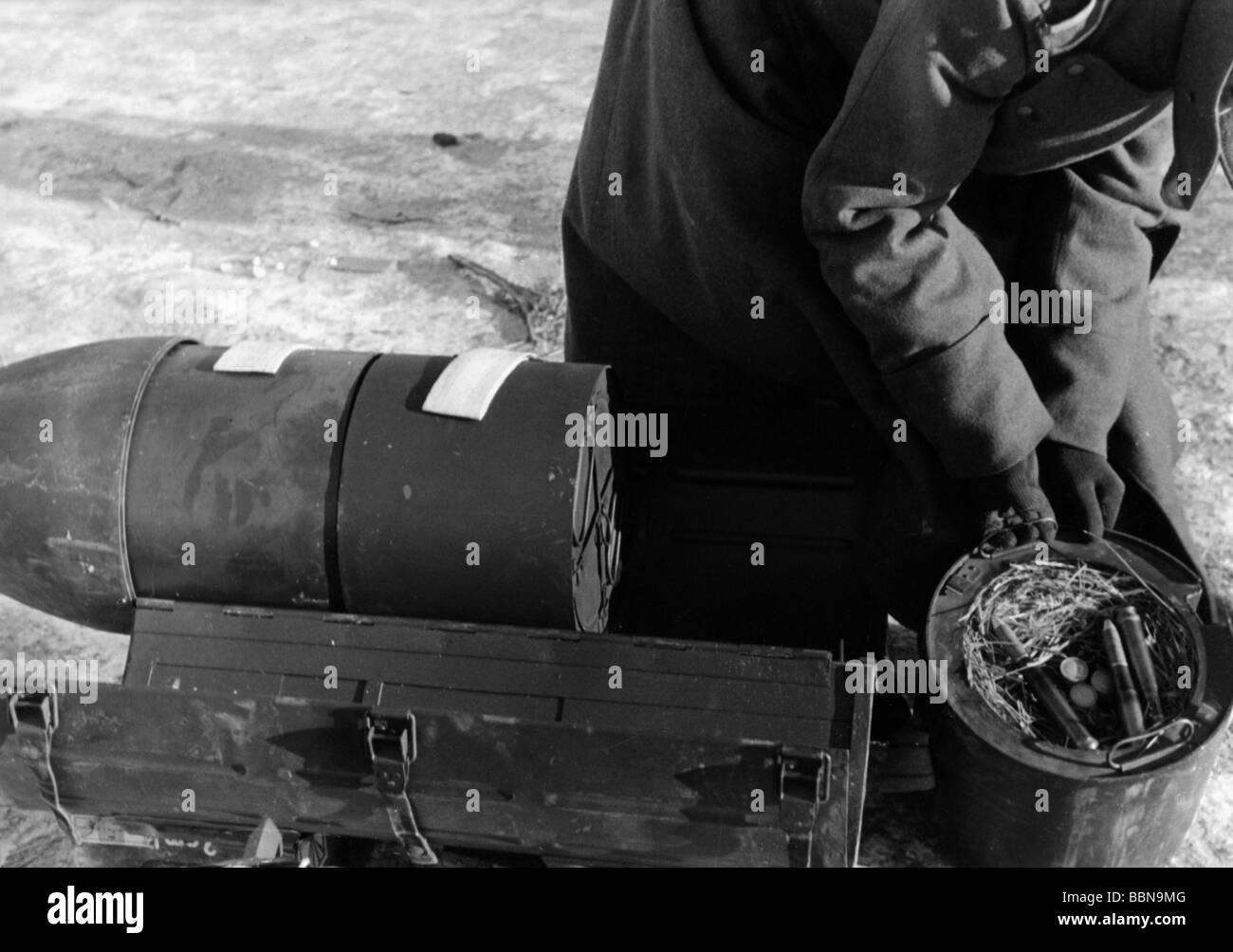 Ammo second world war hi-res stock photography and images - Alamy
