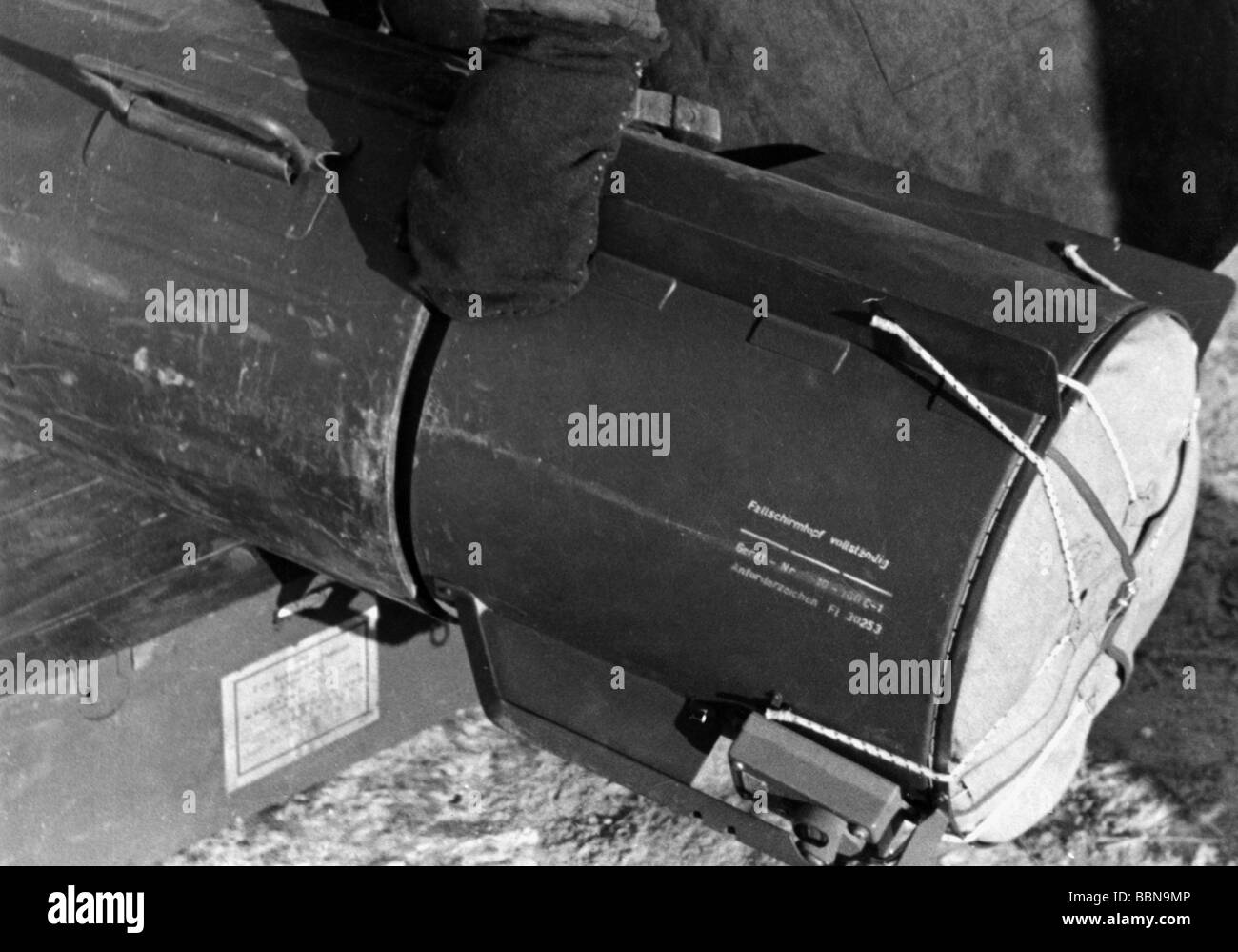 events, Second World War / WWII, aerial warfare, bombs / bombings ...