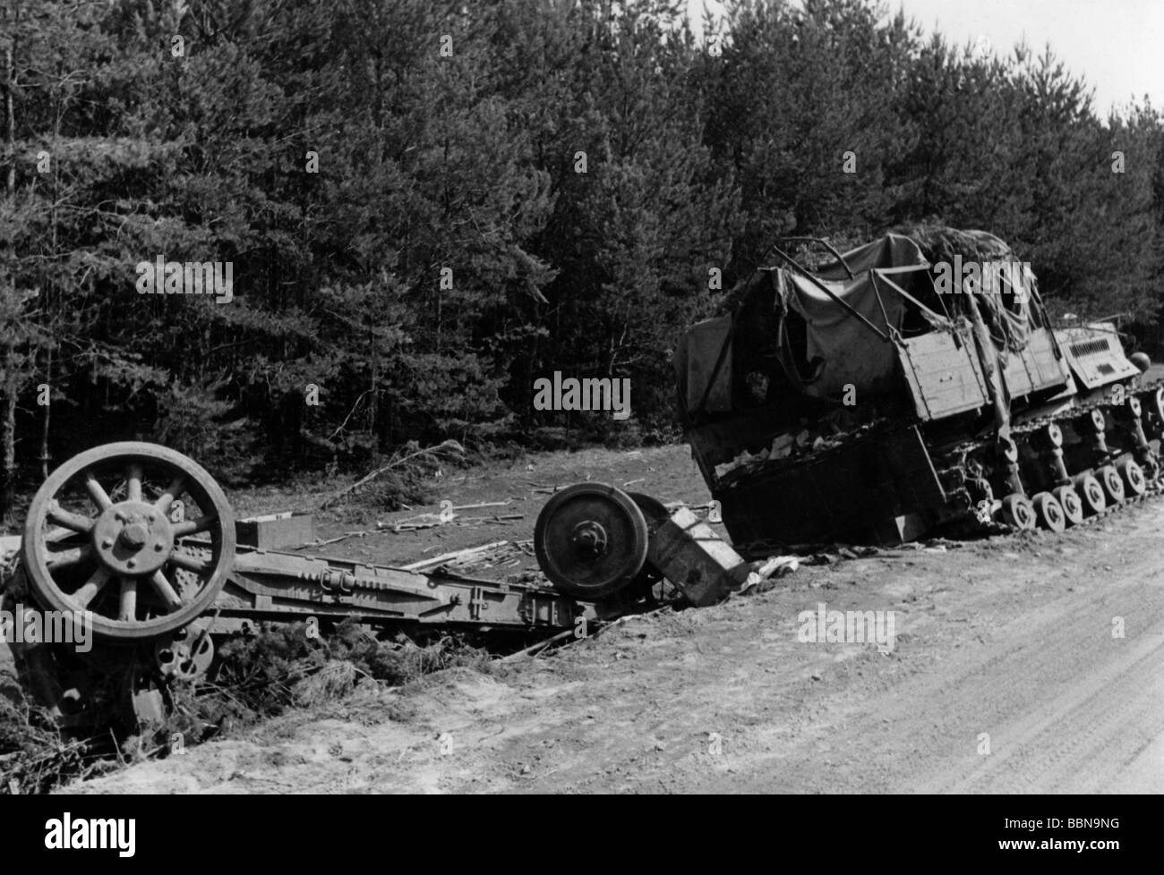 Soviet tractor hi-res stock photography and images - Alamy