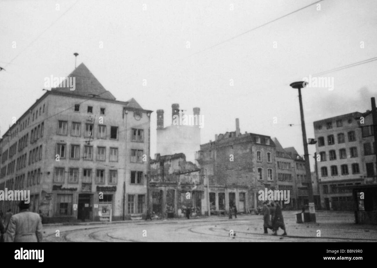 events, Second World War / WWII, aerial warfare, Germany, street scene ...