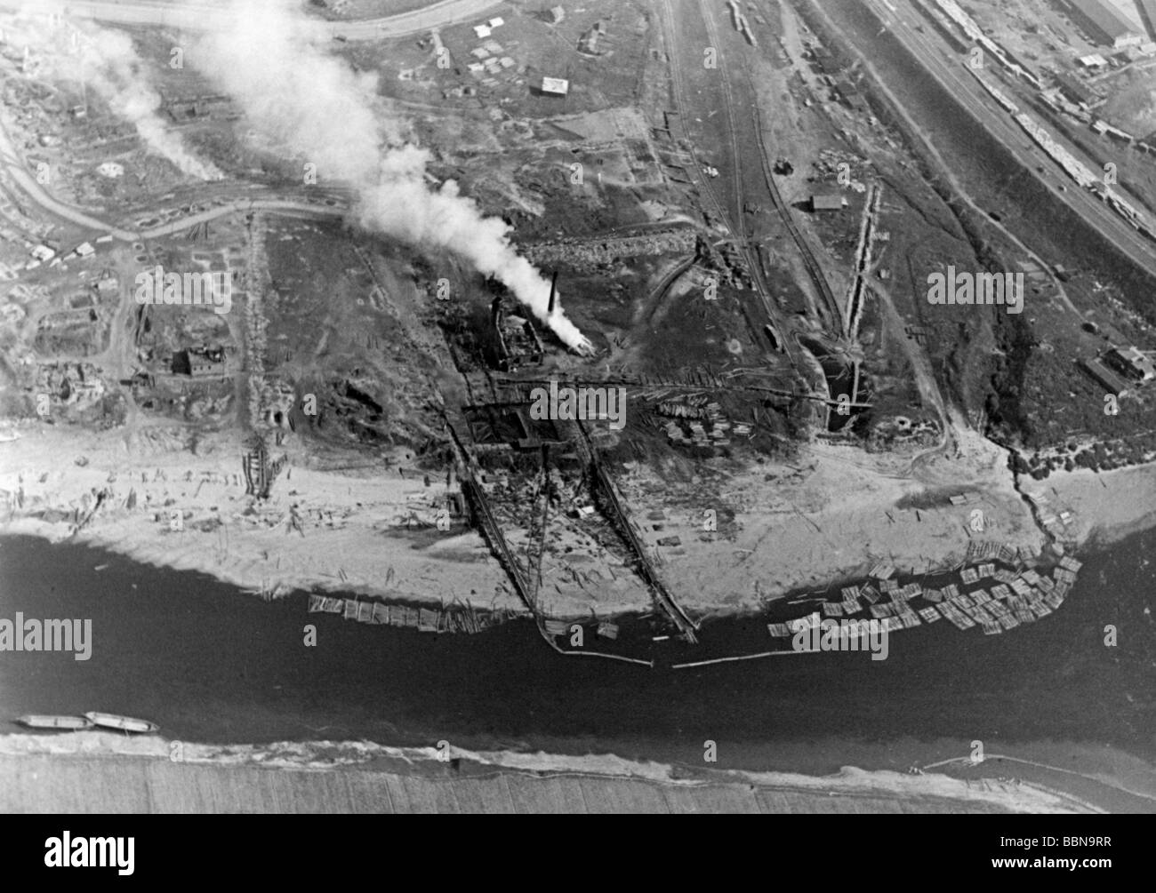 events, Second World War / WWII, Russia, aerial warfare, sawmill near ...