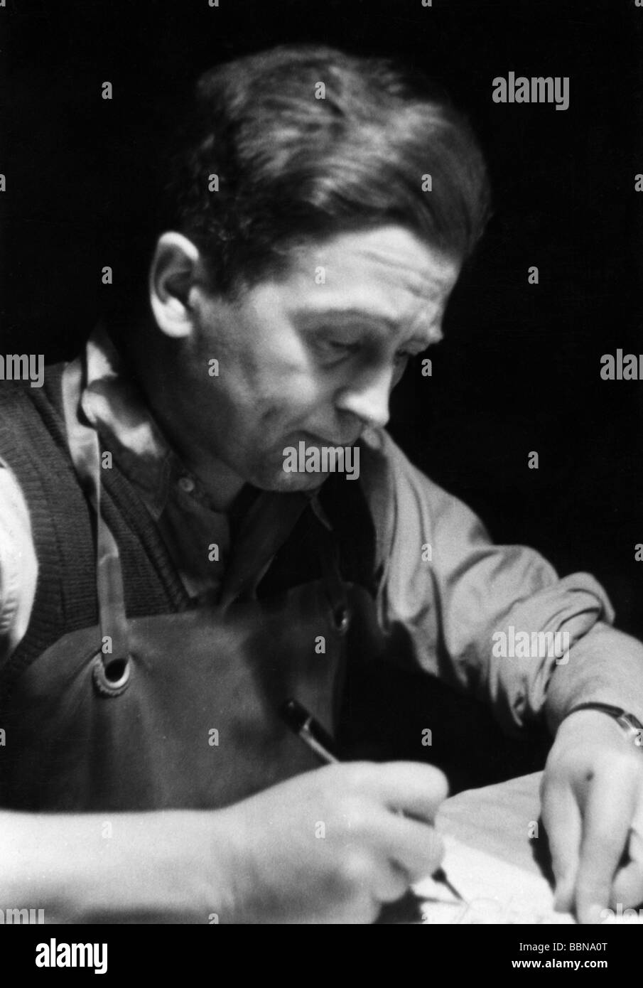 events, Second World War / WWII, medical service, Wehrmacht surgeon ...