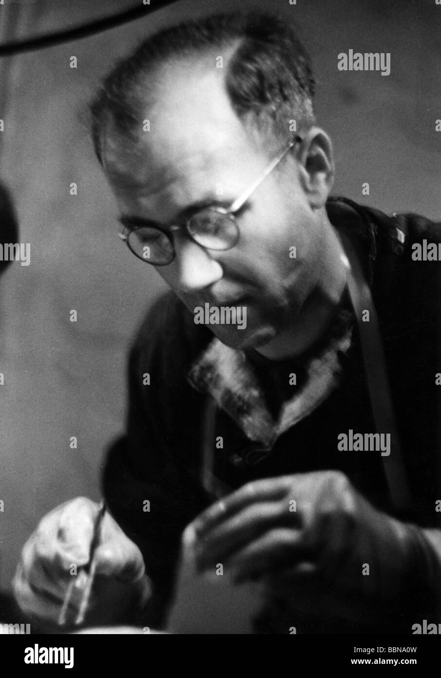 events, Second World War / WWII, medical service, Wehrmacht surgeon ...