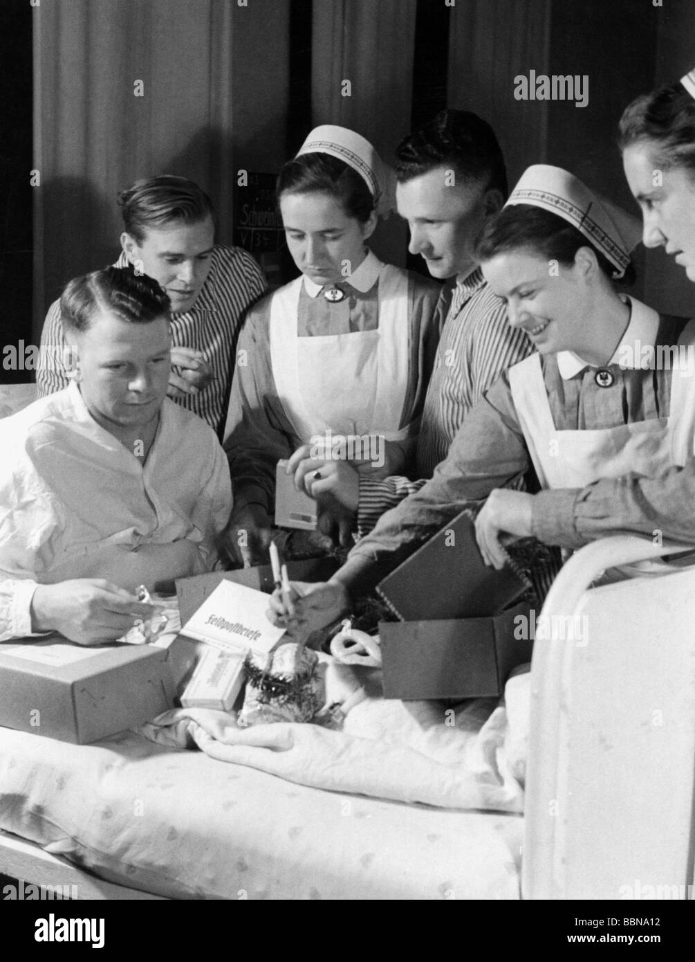 events, Second World War / WWII, medical service, Christmas time in a ...
