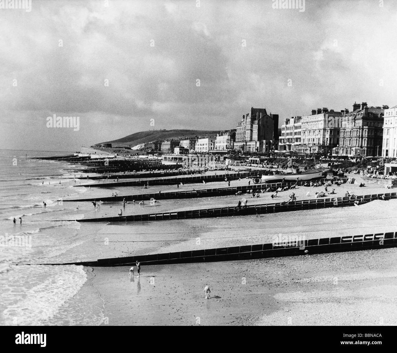 Towards eastbourne pier hi-res stock photography and images - Alamy