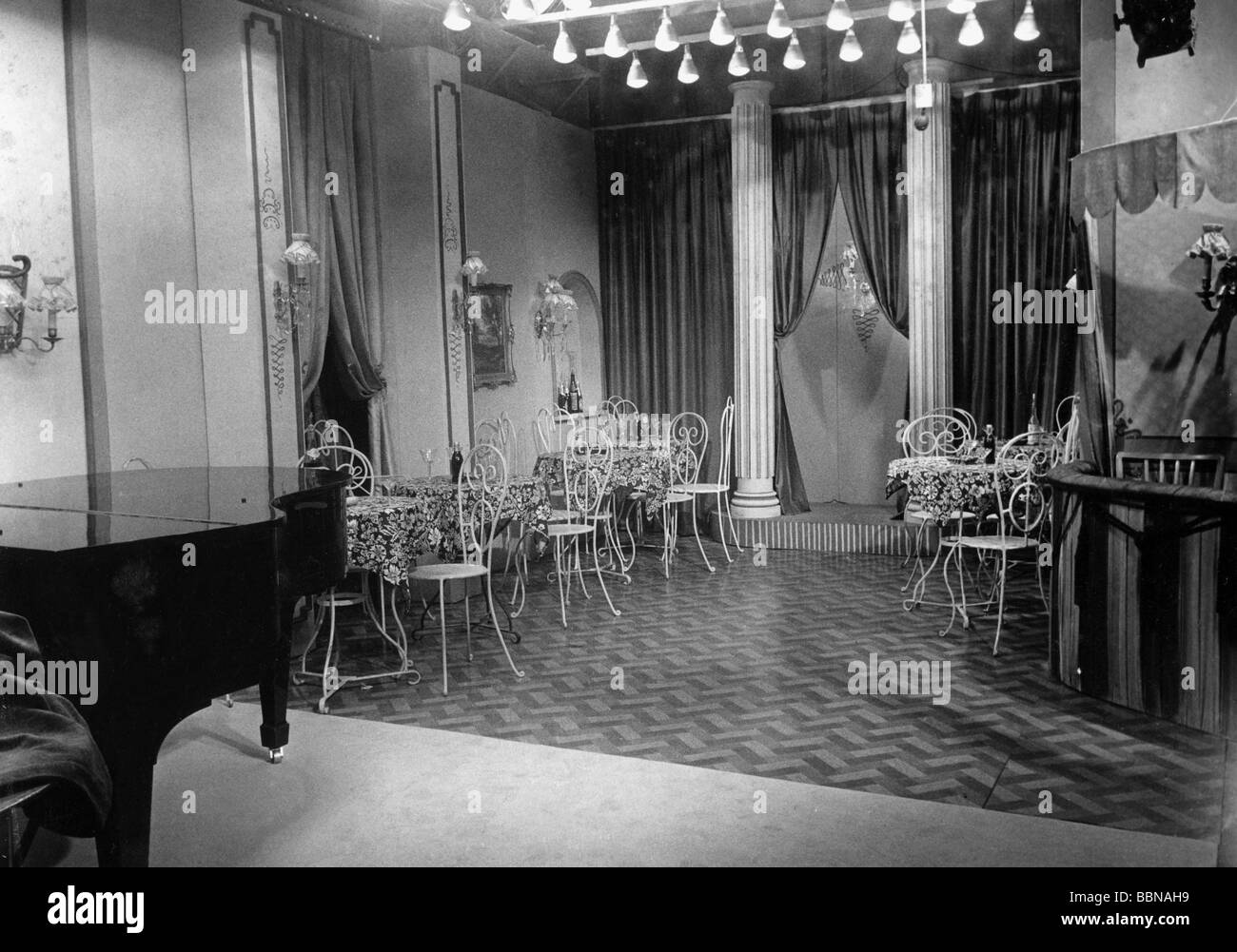 West german rundfunk Black and White Stock Photos & Images - Alamy