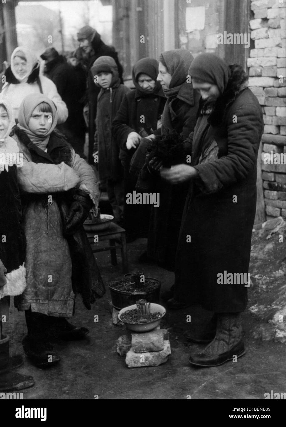 Winter market scene in Black and White Stock Photos & Images - Alamy