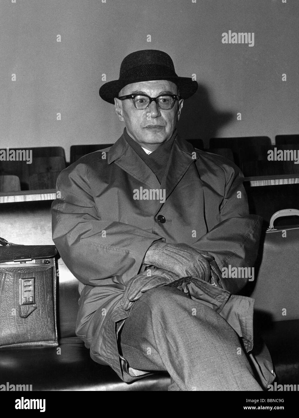 German Nazi Doctor High Resolution Stock Photography and Images - Alamy