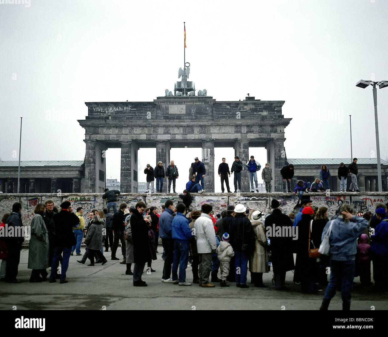 geography / travel, Germany, Fall of the Berlin Wall, people standing ...