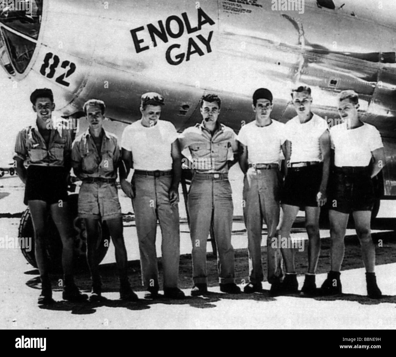 B 29 crew hi-res stock photography and images - Alamy