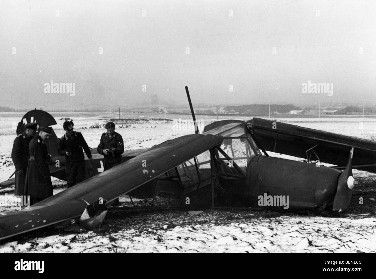 events, Second World War / WWII, aerial warfare, aircraft, crashed ...