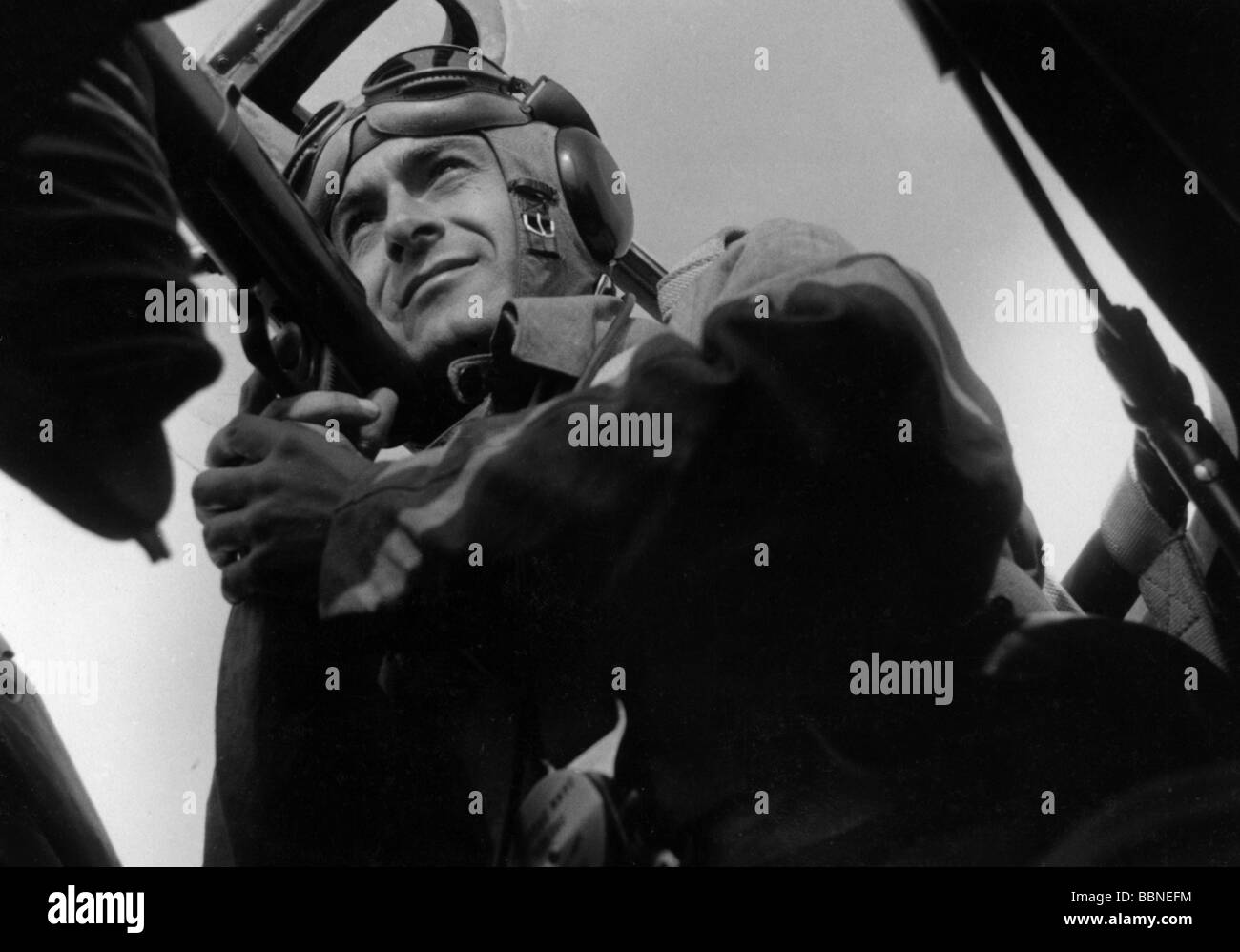 Wwii radio operator hi-res stock photography and images - Alamy