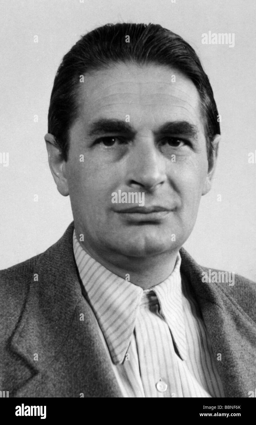 East_german_writer hi-res stock photography and images - Alamy
