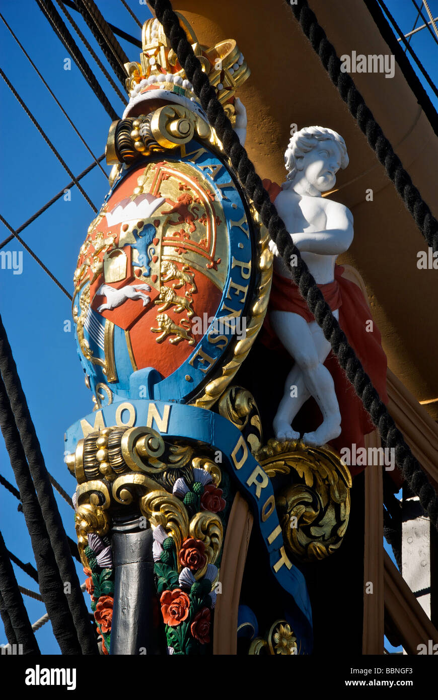 Hms victory figure head hi-res stock photography and images - Alamy