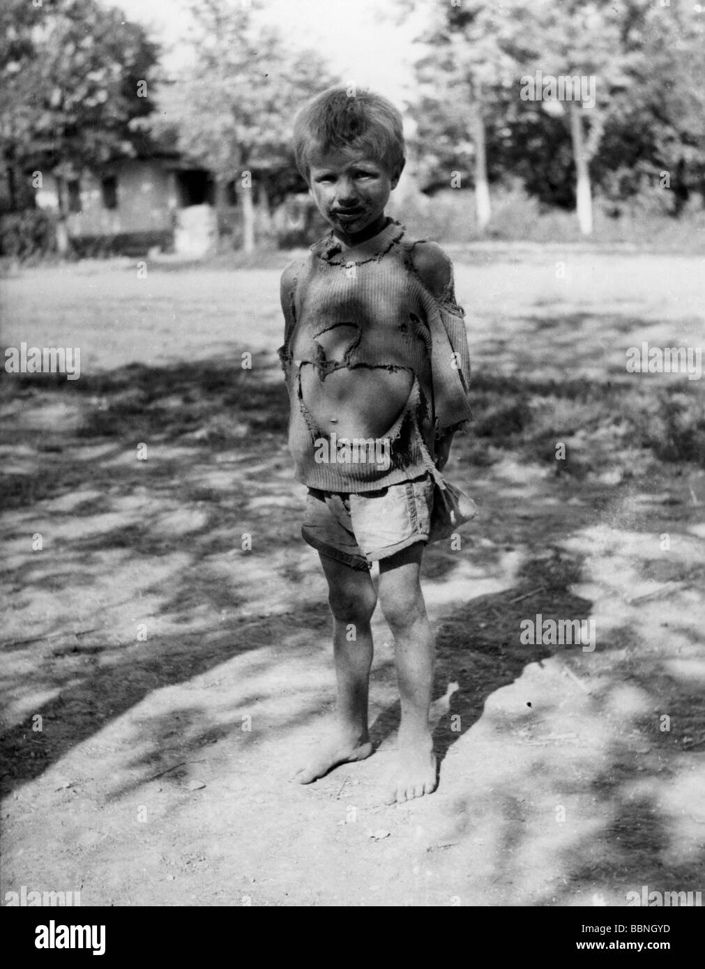 events, Second World War / WWII, Russia 1942 / 1943, a Russian child ...