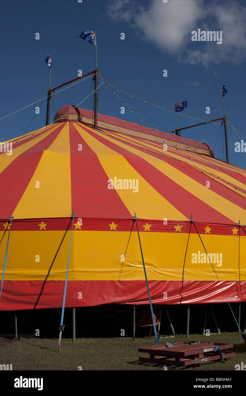 Circus big top tent blue red hi-res stock photography and images - Alamy